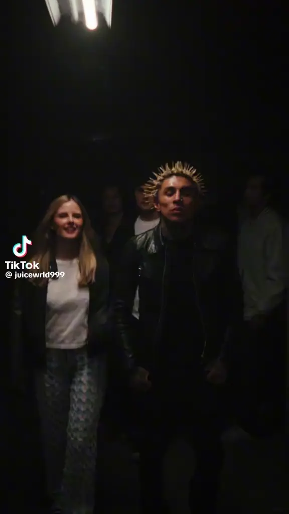 🧃🌎 - Video - Faxo